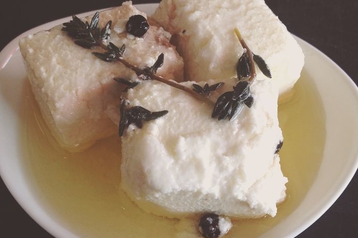 Buy Meredith Dairy Marinated Feta Online | Mercato