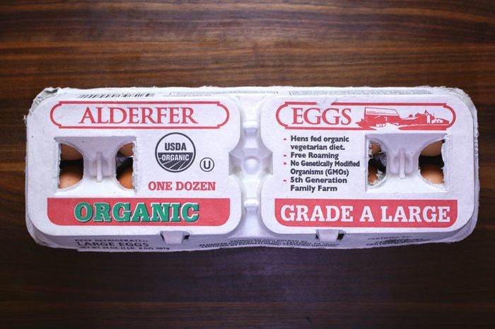 Buy Alderfer Organic Grade A Large Eggs - 1 D... Online | Mercato
